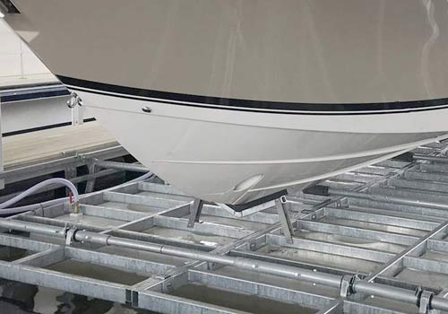 Econo Lifts - Superior Boat Lifts